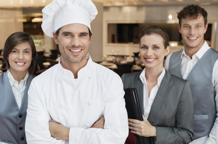 Food Service Worker Resume Sample - Career Illuminate