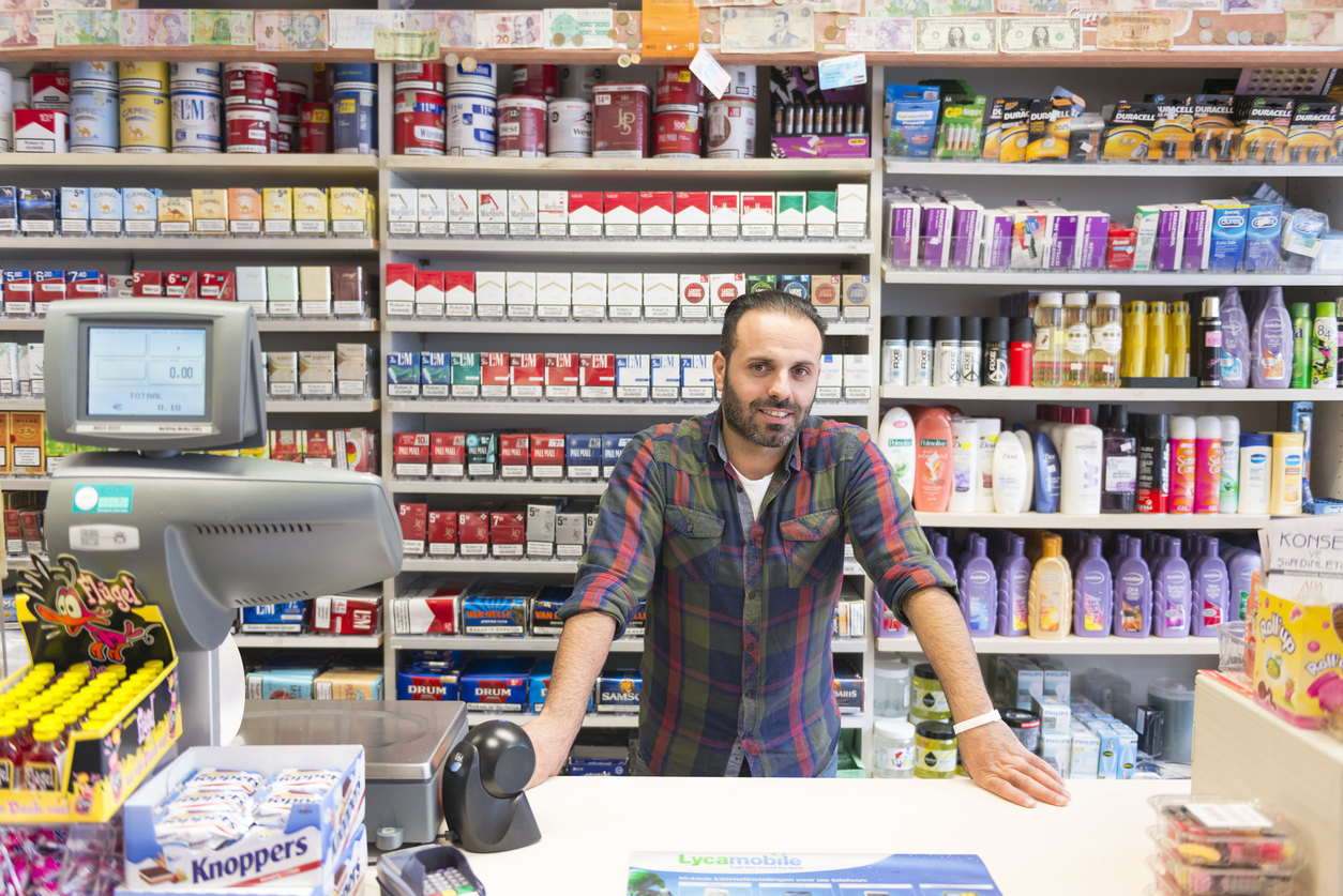 How to Become a Convenience Store Owner - Career Illuminate